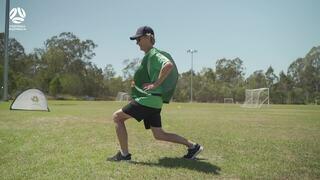 step lunges | Football Australia